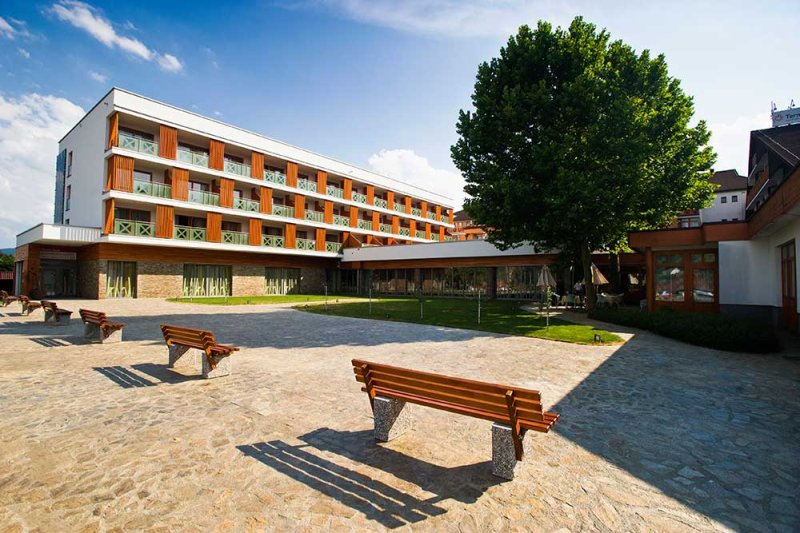 Hotel Atrij | WEBHOTELS